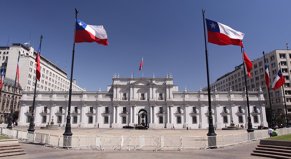 Chile: Venezuelan nationals must obtain visas before entering Chile | B ...